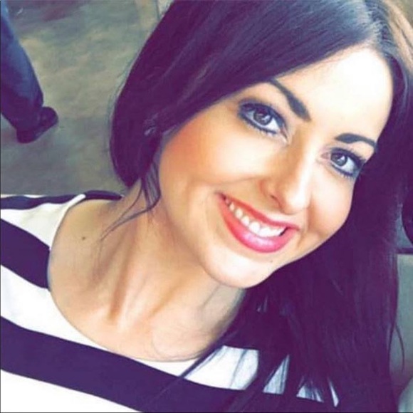 Michelle's Closet (@michelle_ruane) | Poshmark